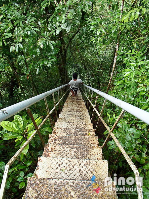 WATERFALLS NEAR MANILA: Pagsanjan Falls (aka Cavinti Falls or Magdapio ...