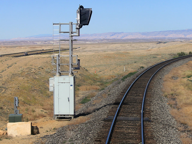 The Position Light: More Canadian Pacific Signal Recycling