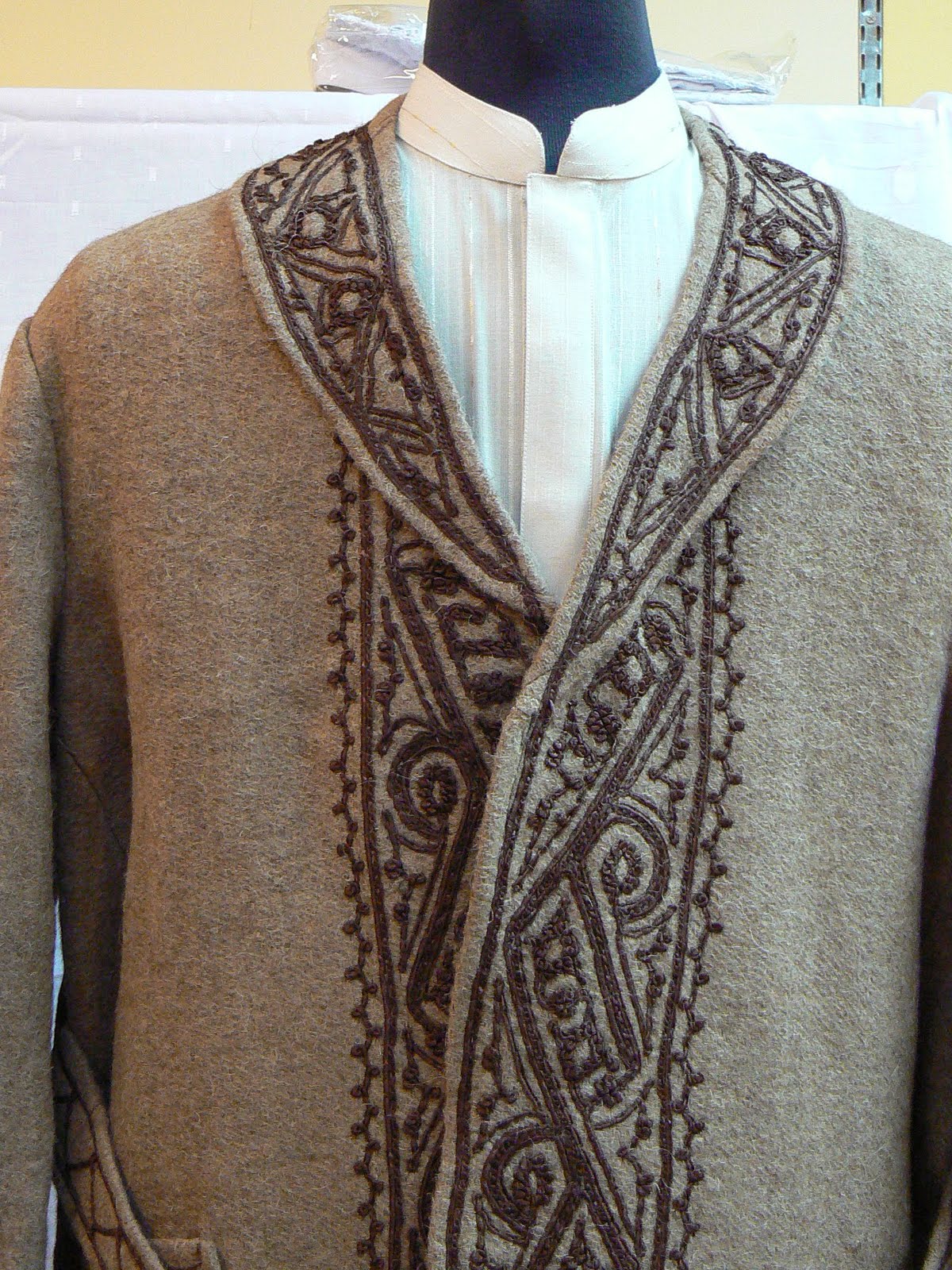 Jans Megaseller: Chogha Handmade Sheep Wool Long Coat Over Coat