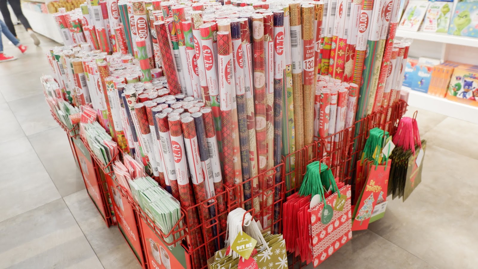 Shopping For Meaningful Gifts At National Book Store - Mommy Practicality