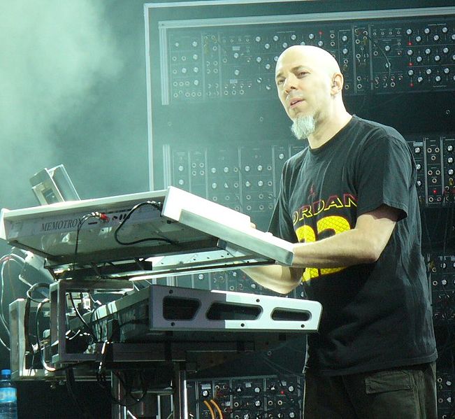 Jordan Rudess The Keyboard Wizard