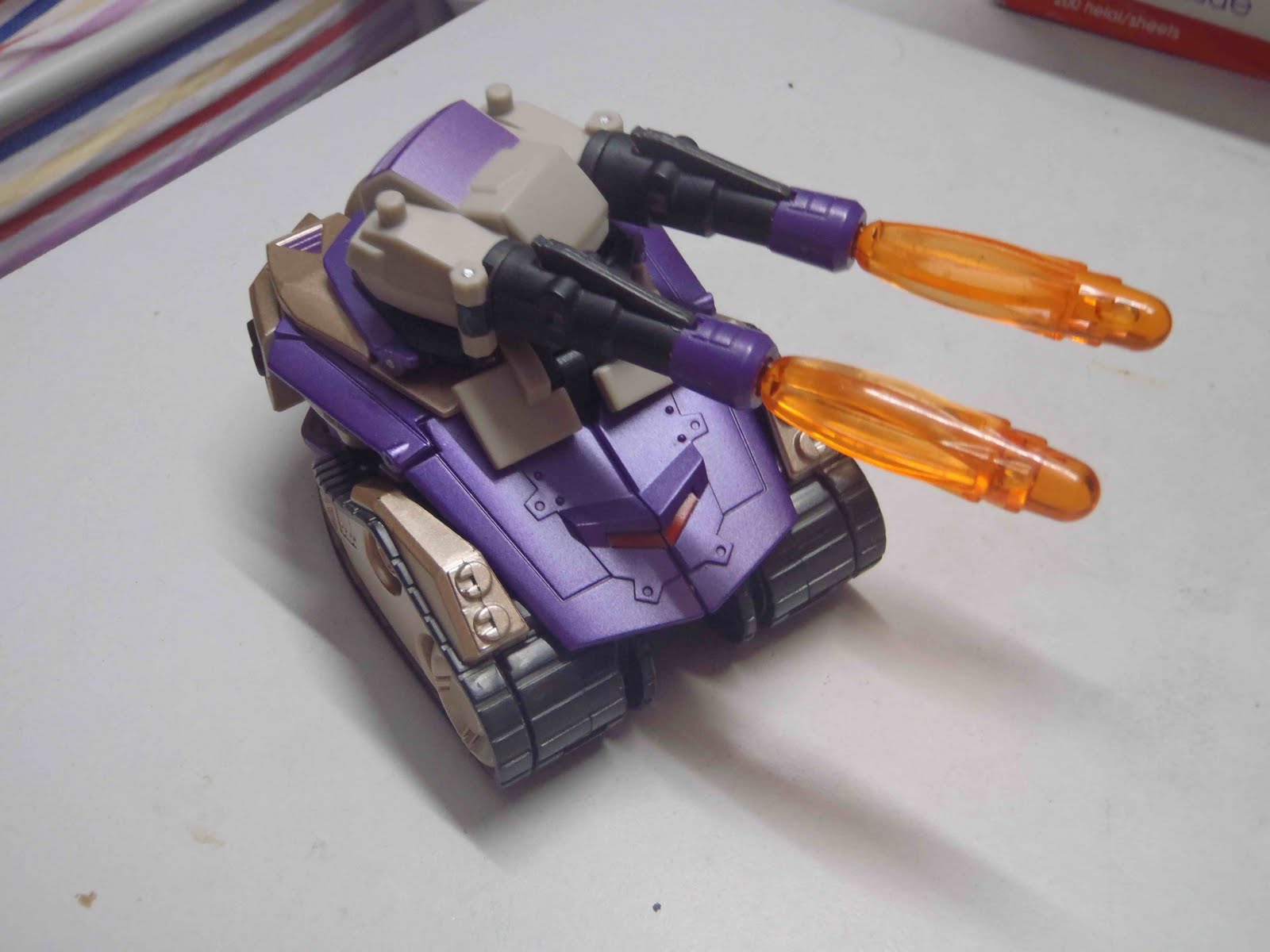 New Planet Cybertron: Transformers Review: Blitzwing (Animated Voyager ...