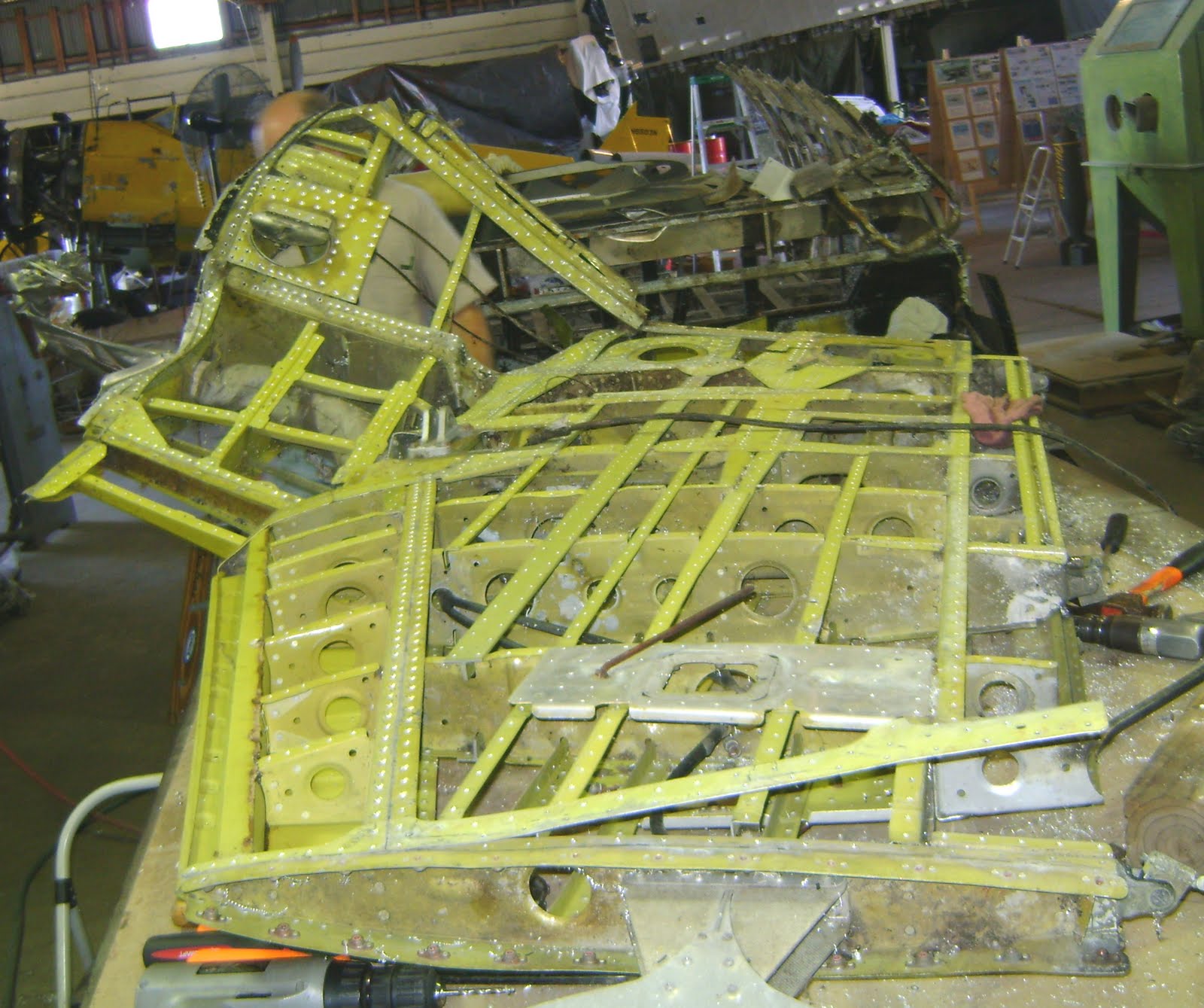 XP-82 Twin Mustang Project: Vertical Stabilizers