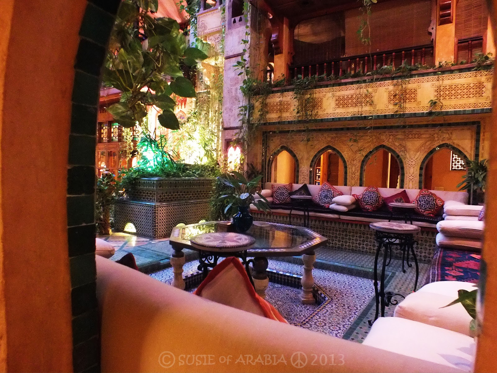 SUSIE of ARABIA: Almakkiyah: Angawi House