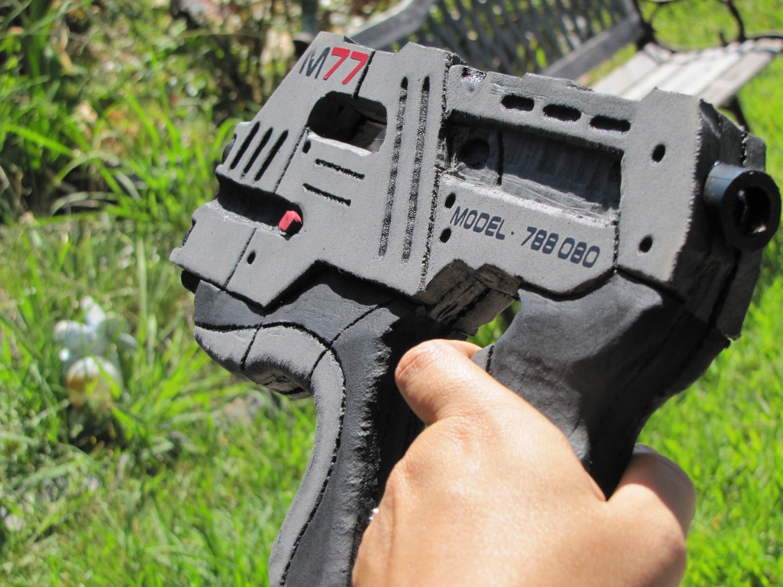 N7 Mass Effect Armor Build: Guns: M77 Paladin & M3 Predator