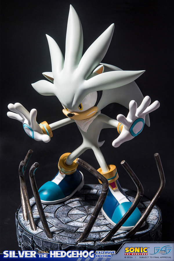 Silver the Hedgehog (First 4 Figures)