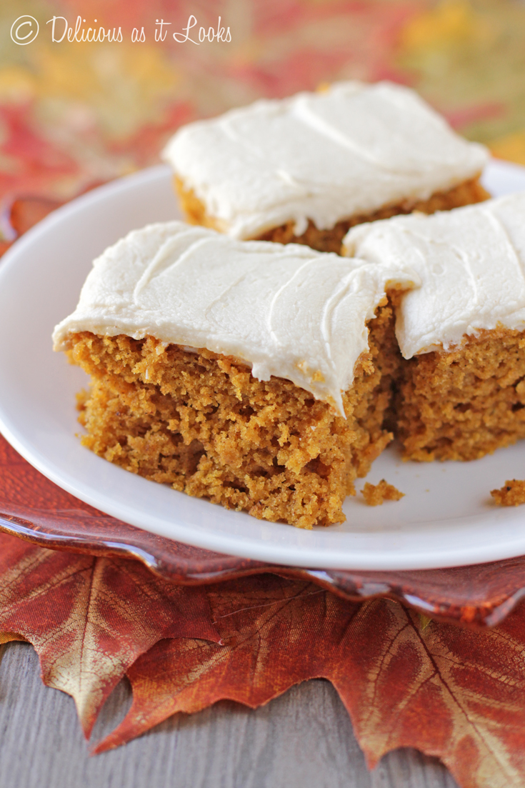 Delicious as it Looks: Pumpkin Spice Bars with Maple Icing