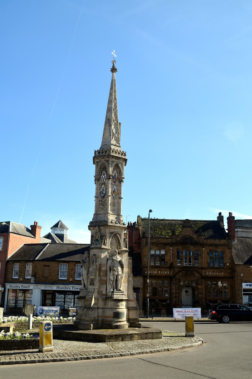 Enjoy your time with beautiful places: Banbury is a market town in ...