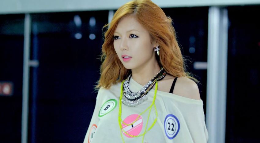 Hyuna "Gangnam Style" Makeup Tutorial - From Head To Toe
