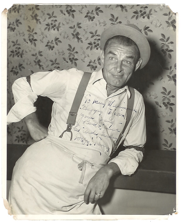 Martin Grams: Duffy's Tavern: The "Lost" Radio Episodes