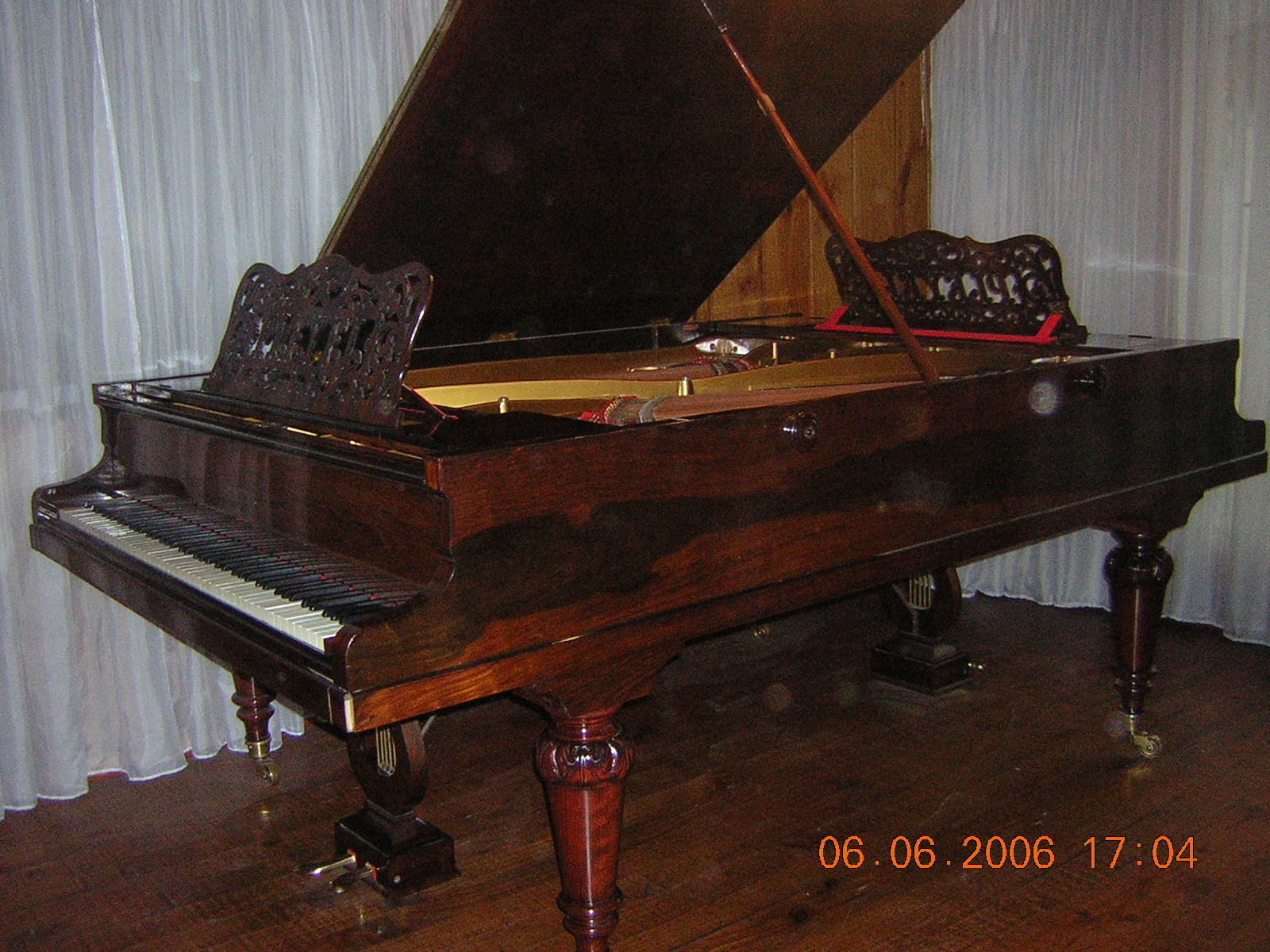 Música: Manuel Inzunza Anzalone: VENTA: Doble Piano de cola Pleyel ...