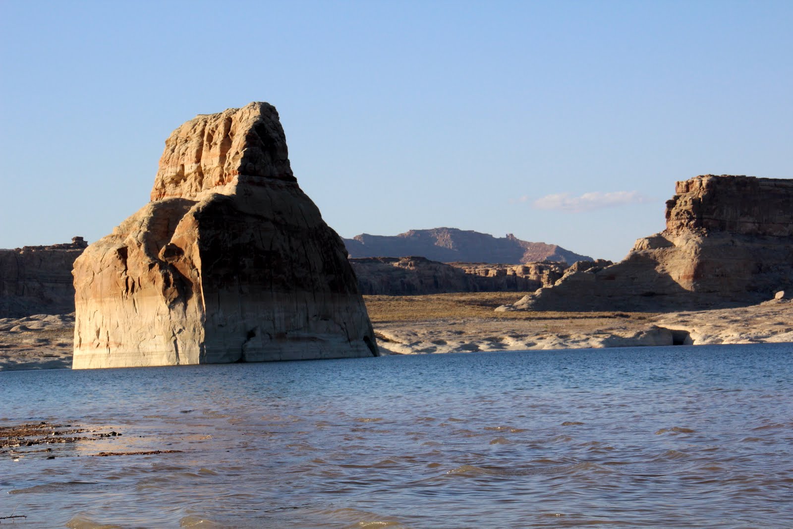 Operation Explorations: Lone Rock Camping REVIEW (Arizona/Utah)