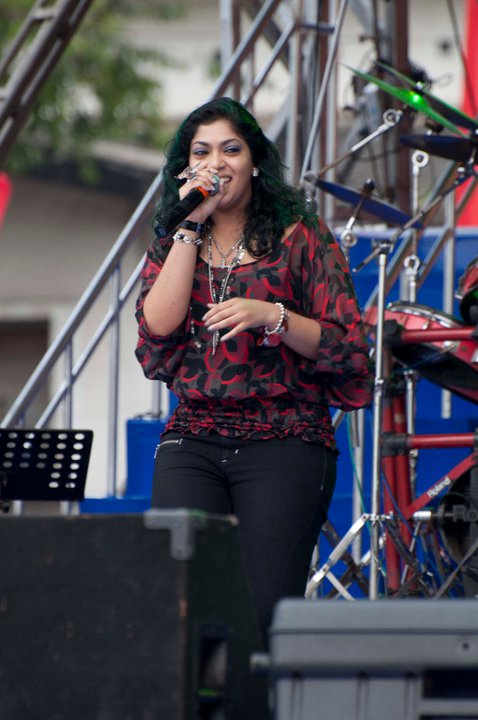 Sri Lankan Actress and Models Images: Raini Charuka