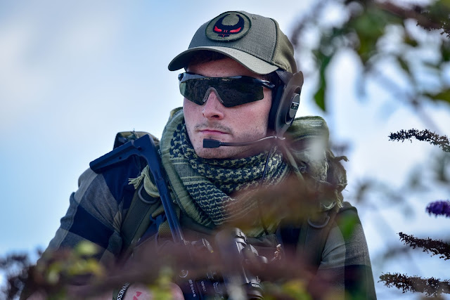 LUMBER-TAC: THE RISE OF FLANNEL SHIRT LOADOUTS! - Femme Fatale Airsoft