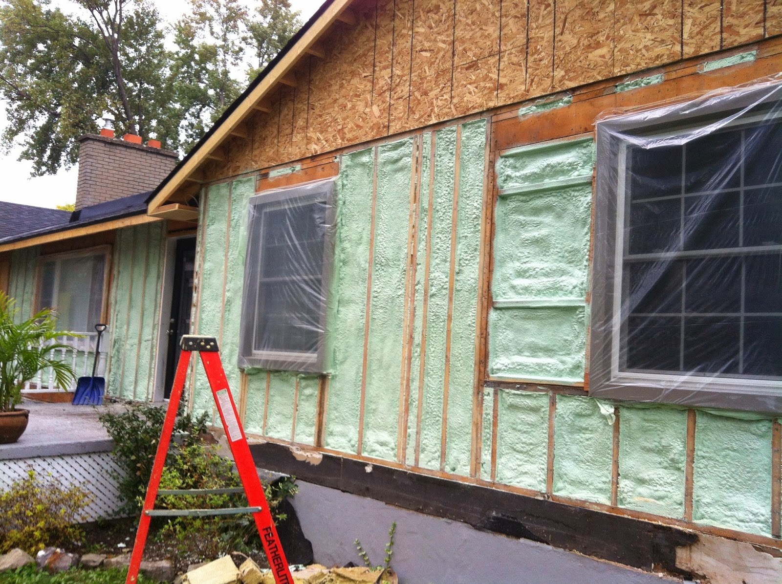 Eco Comfort Spray Foam Insulation Inc.: Spray Foam Insulation