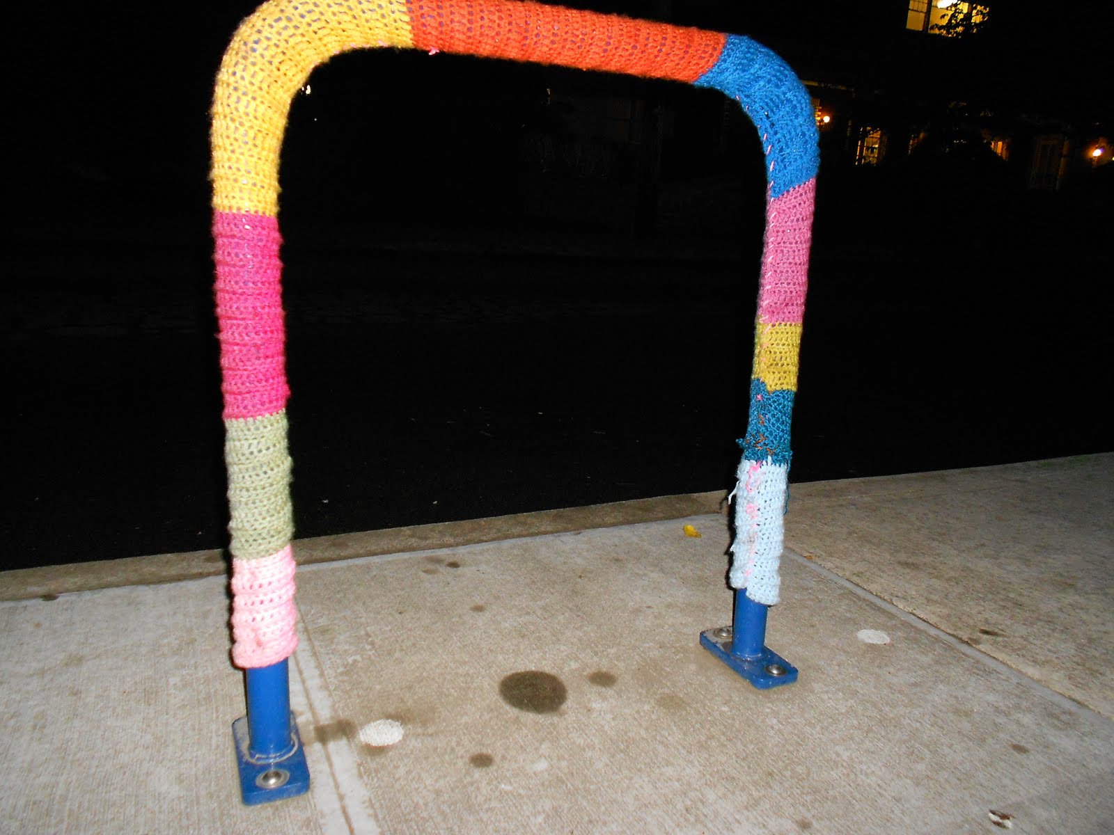 Yarn Knot Bombs