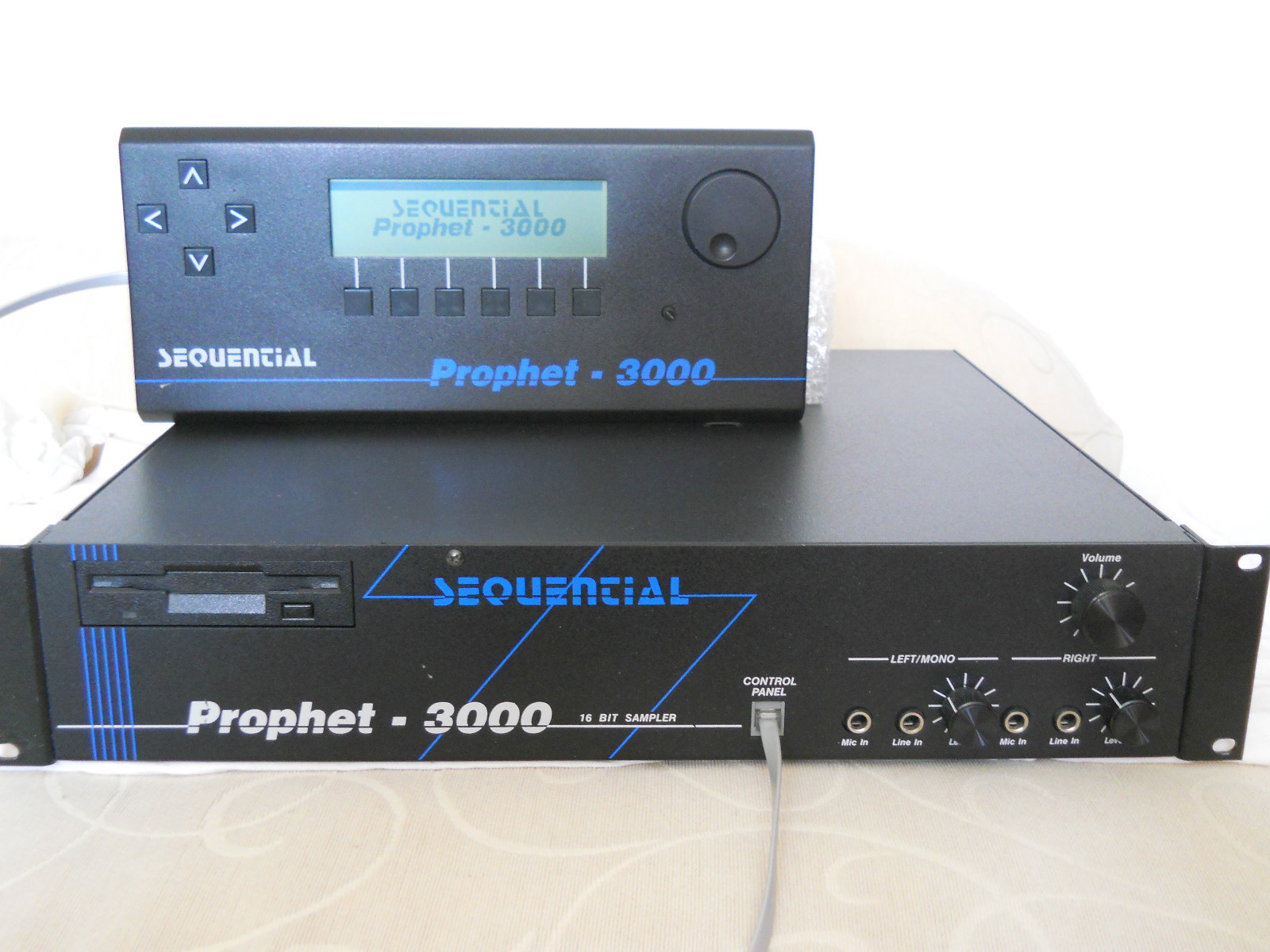 MATRIXSYNTH: Sequential Circuits Prophet 3000 Sampler SN 0190 with ...