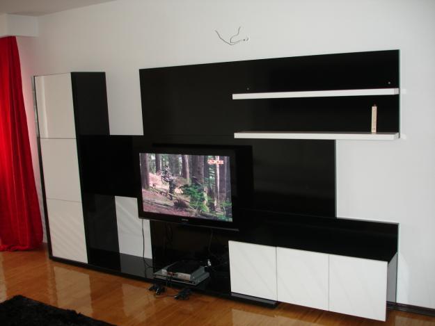 MOBILA LA COMANDA: MOBILA LIVING