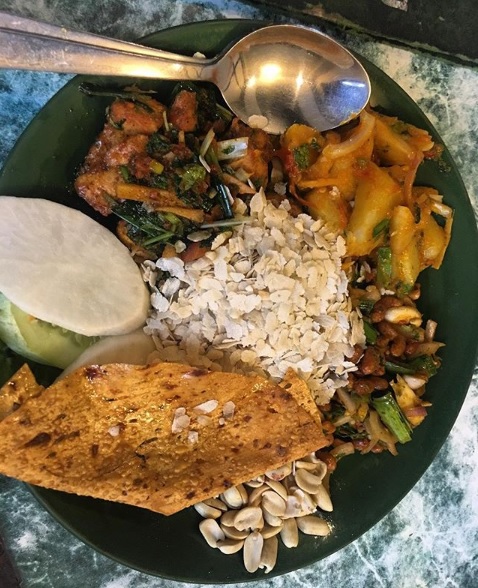 Food Station Nepal: CHICKEN KHAJA SET