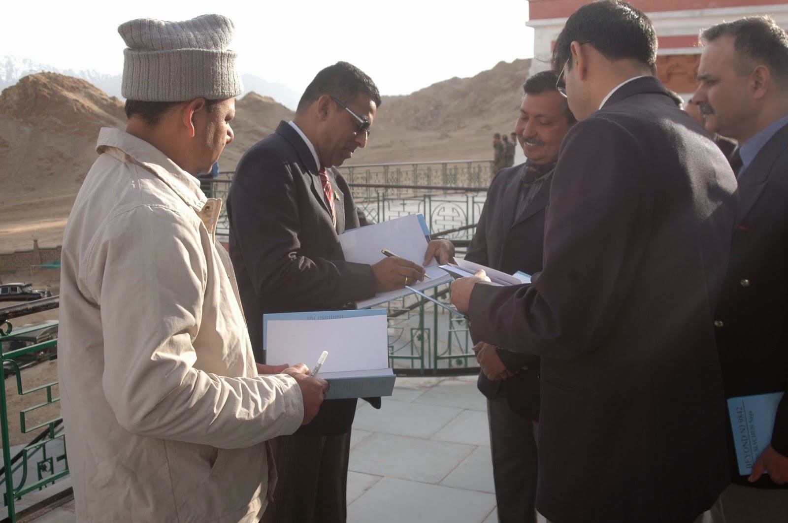 NewsWarrior: Beyond NJ 9842: The Siachen Saga released in Leh