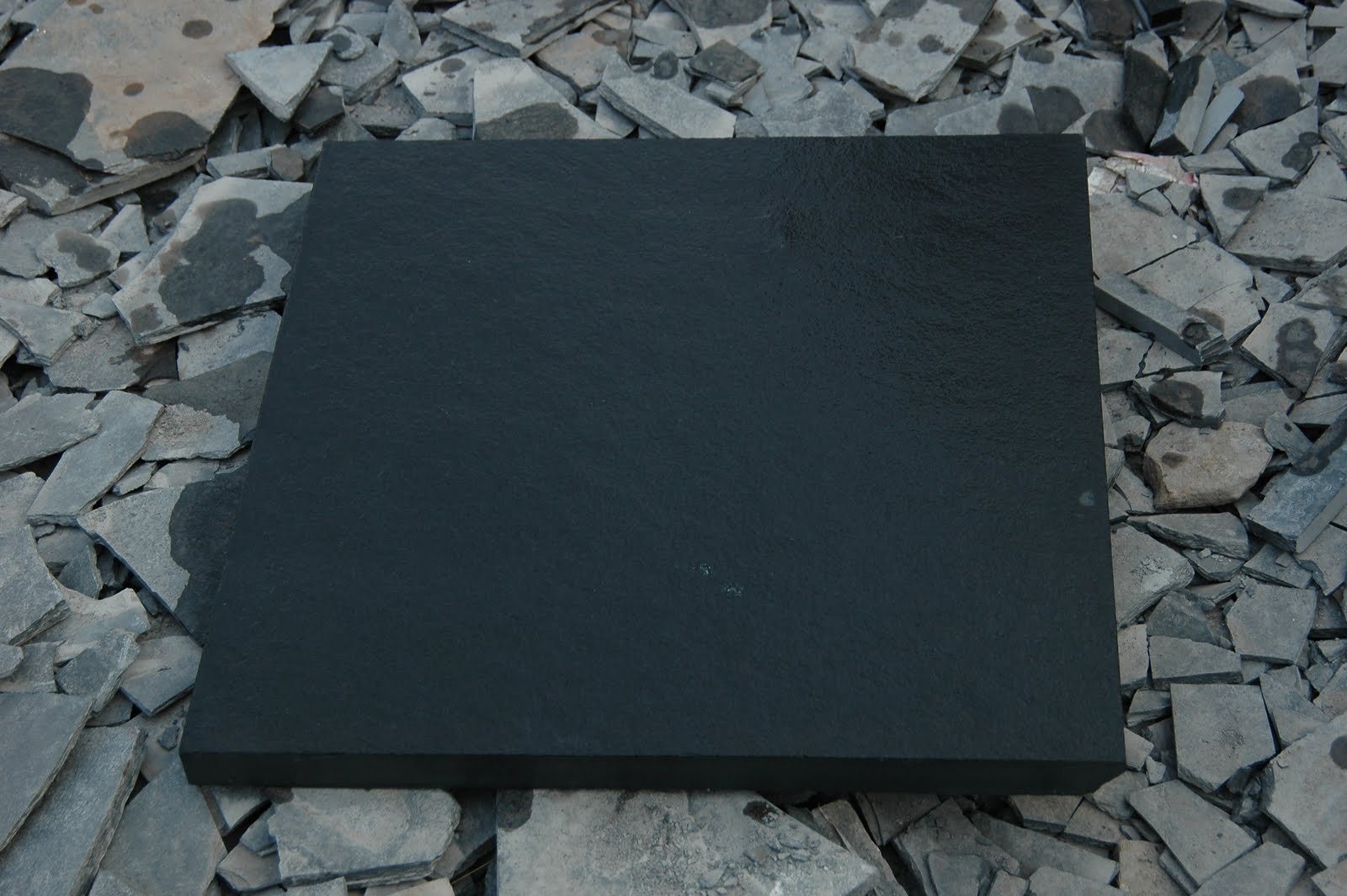 Taj Mahal: CUDDAPAH BLACK STONE OF BETAMCHERLA