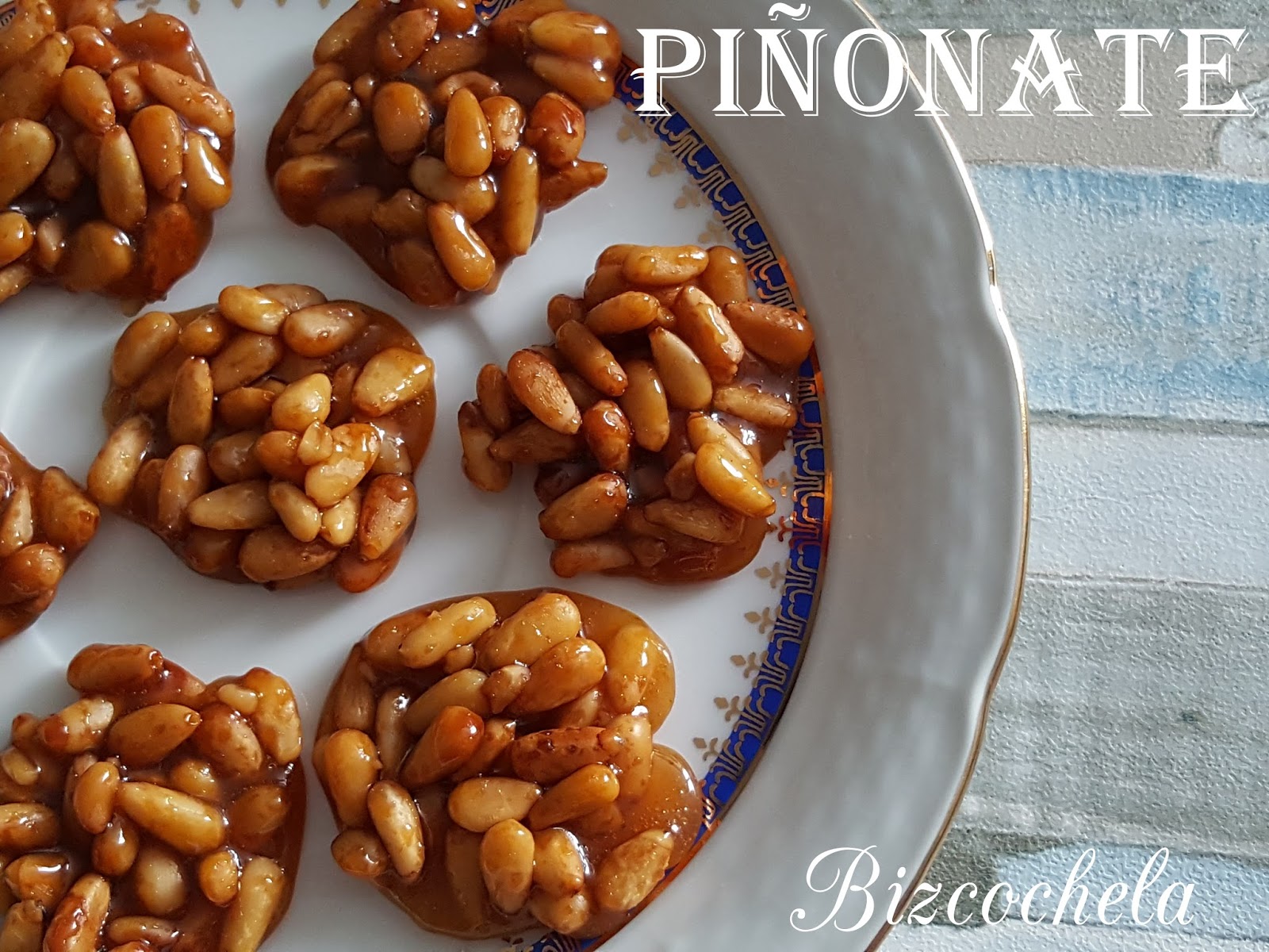 PIÑONATE O GUIRLACHE