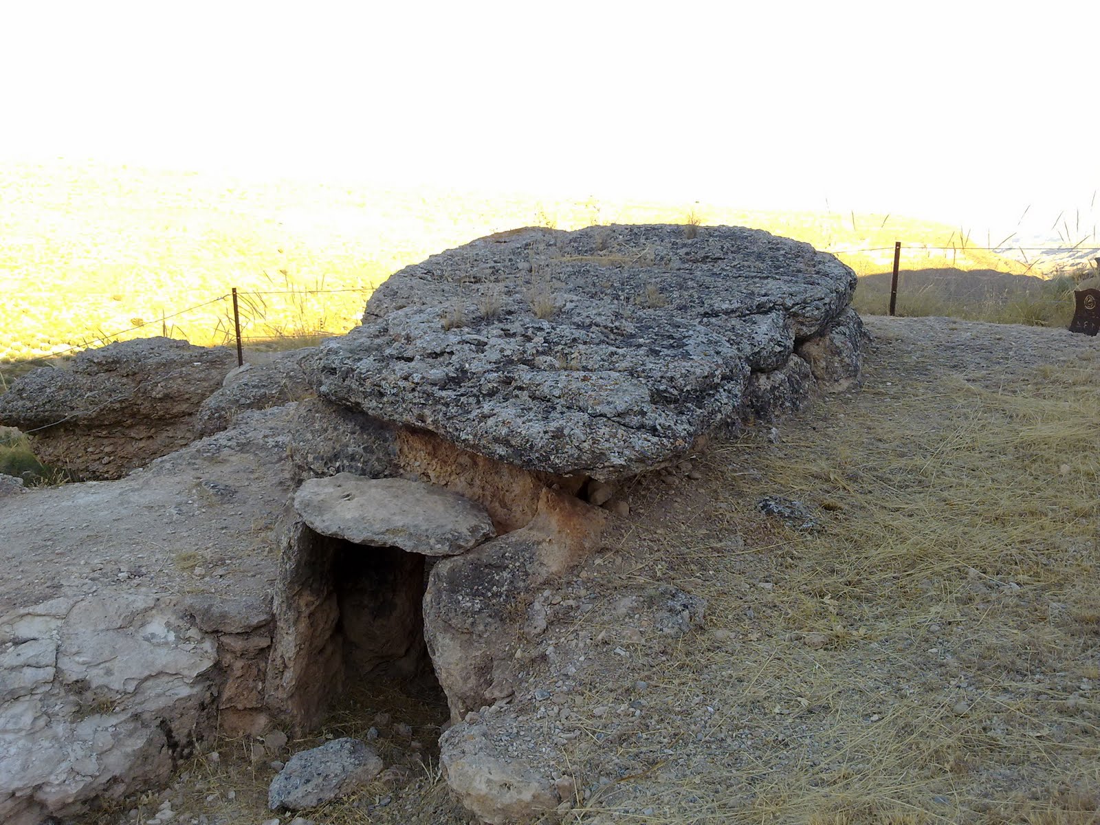 artesania de gorafe: Mayor concentración de dolmenes de toda Europa.
