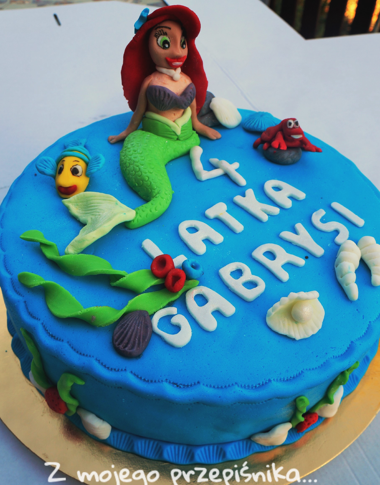 Maślane ciasteczko: Tort z syrenka Arielką. Podwodna kraina.