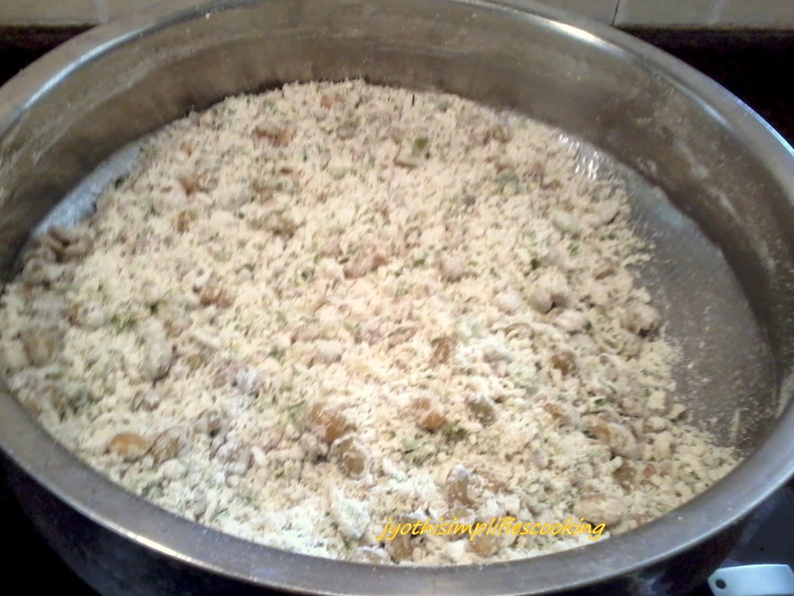 AVARE KALU ROTTI/ MOCHAKAI ROTTI/ANUMA GINJULA ROTTI/SURTI PAPADI RICE ROTI