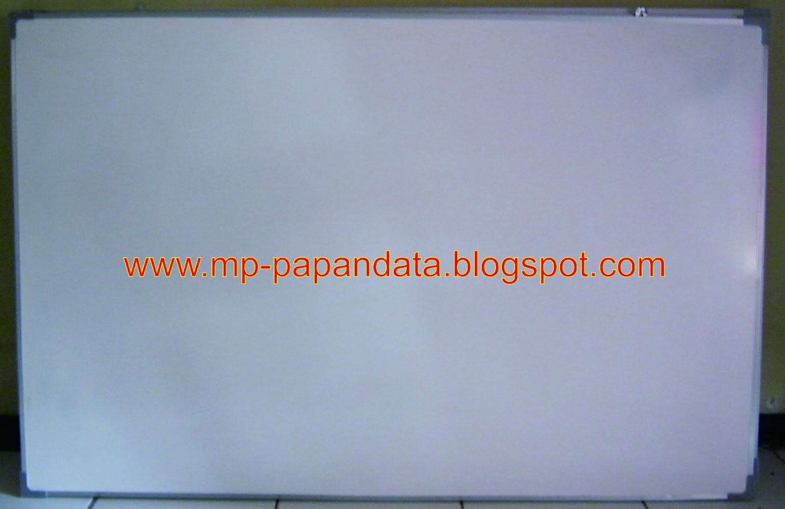 PAPAN DATA SEKOLAH: PAPAN TULIS WHITEBOARD