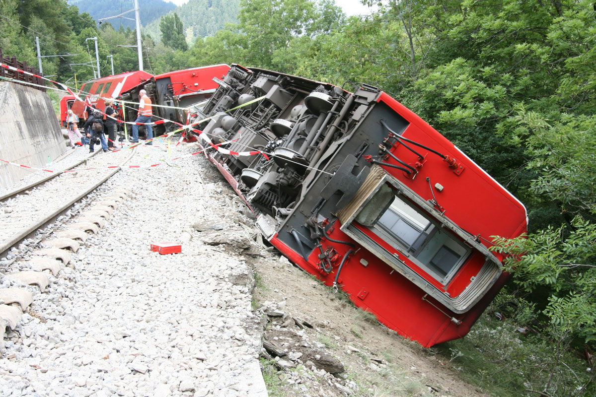 Amazing Photographs Wiki: Accidents