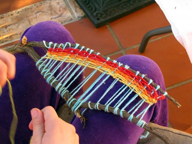 Intro To Art : Weaving with a stick loom