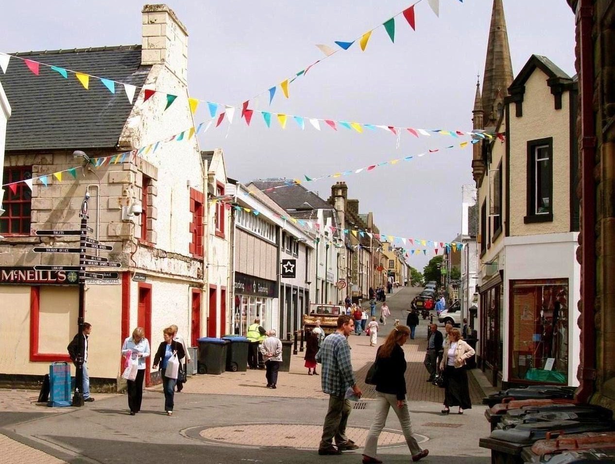 Ultima Thule: Stornoway,Hebrides' colourful little capital and a ...