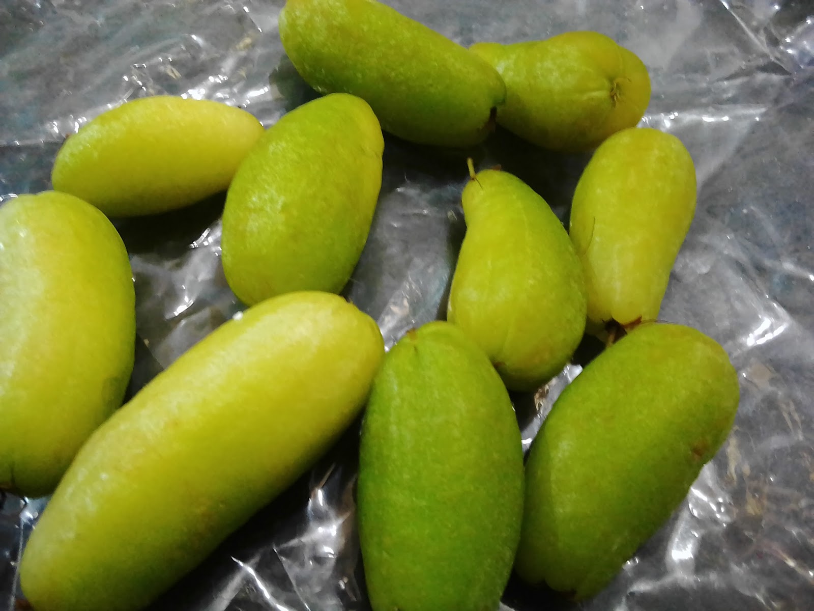 Bimla lonche (Bilimbi pickle)