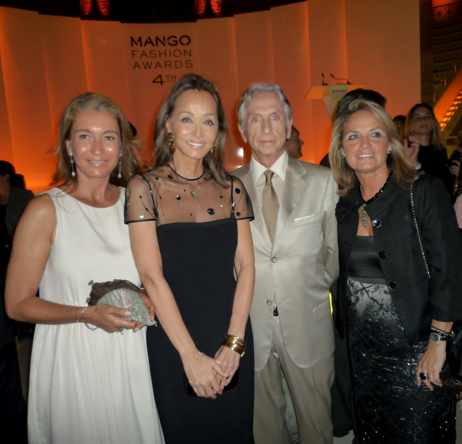 El Observador Solitario: FANTÁSTICO MANGO FASHION AWARDS 2012