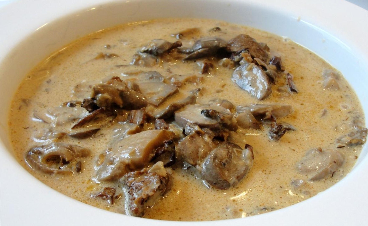 There's always thyme to cook...: Grilled Steak with Mushroom Ragoût