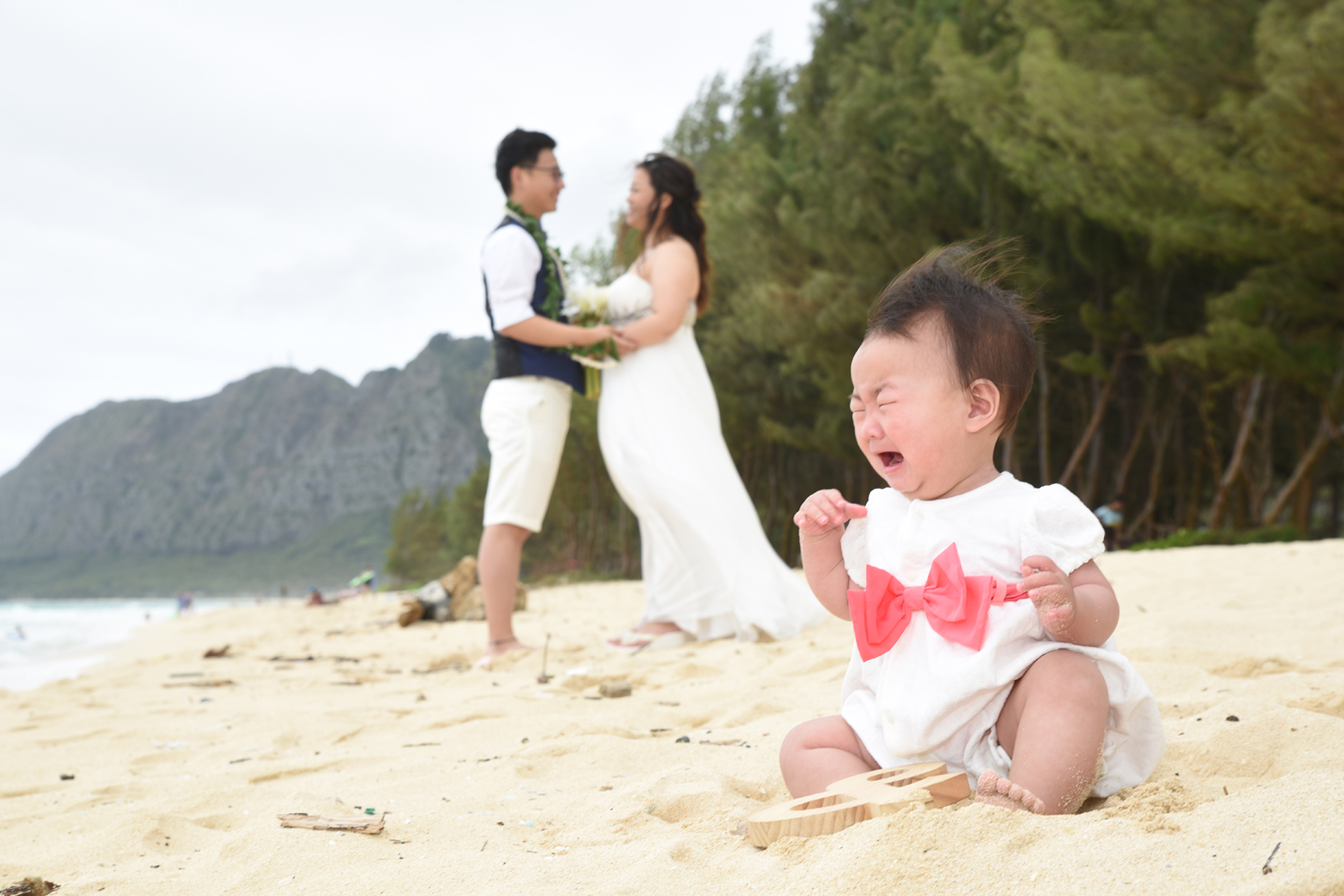 Hawaii Family Photos: Crying Baby