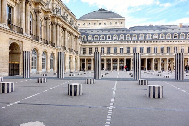 Colonne De Buren Histoire Des Arts - Aperçu Historique