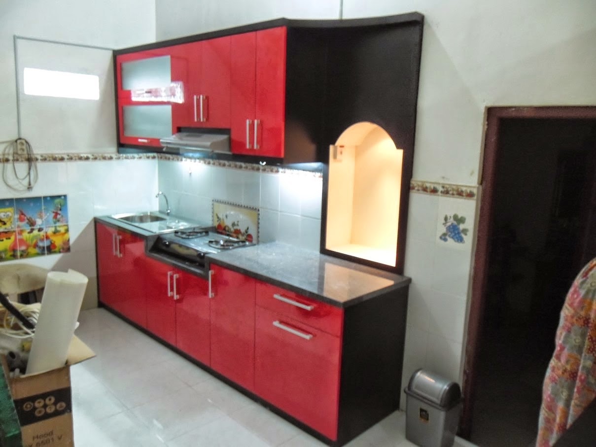 Kitchen Set Lurus dan Minibar - Semarang | Kitchen Set Semarang