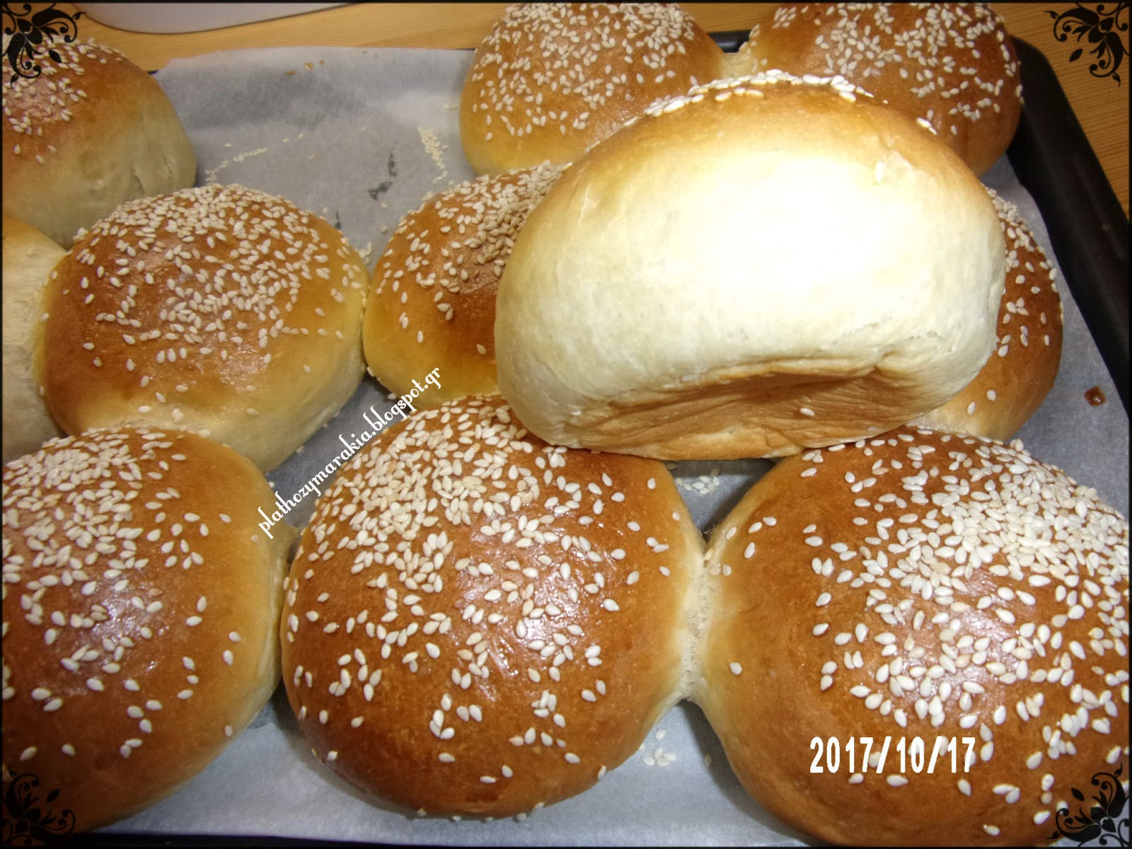 ΠΛΑΘΩ ΖΥΜΑΡΑΚΙΑ ΜΕ ΤΑ ΔΥΟ ΧΕΡΑΚΙΑ ..: BRIOCHE ΓΙΑ BURGER ΑΦΡΑΤΑ