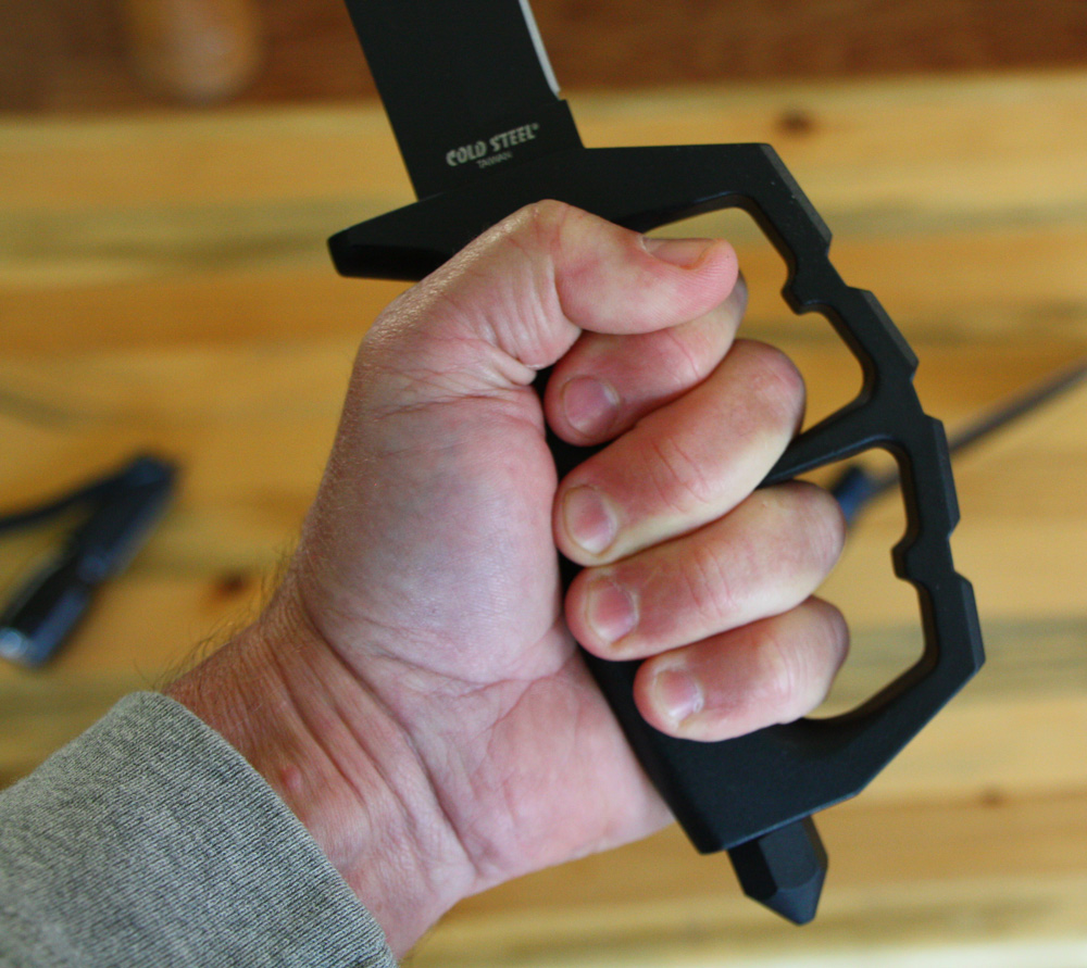 Oso Grande's Knife Blog - Stay Sharp!: Cold Steel Chaos Dagger ...