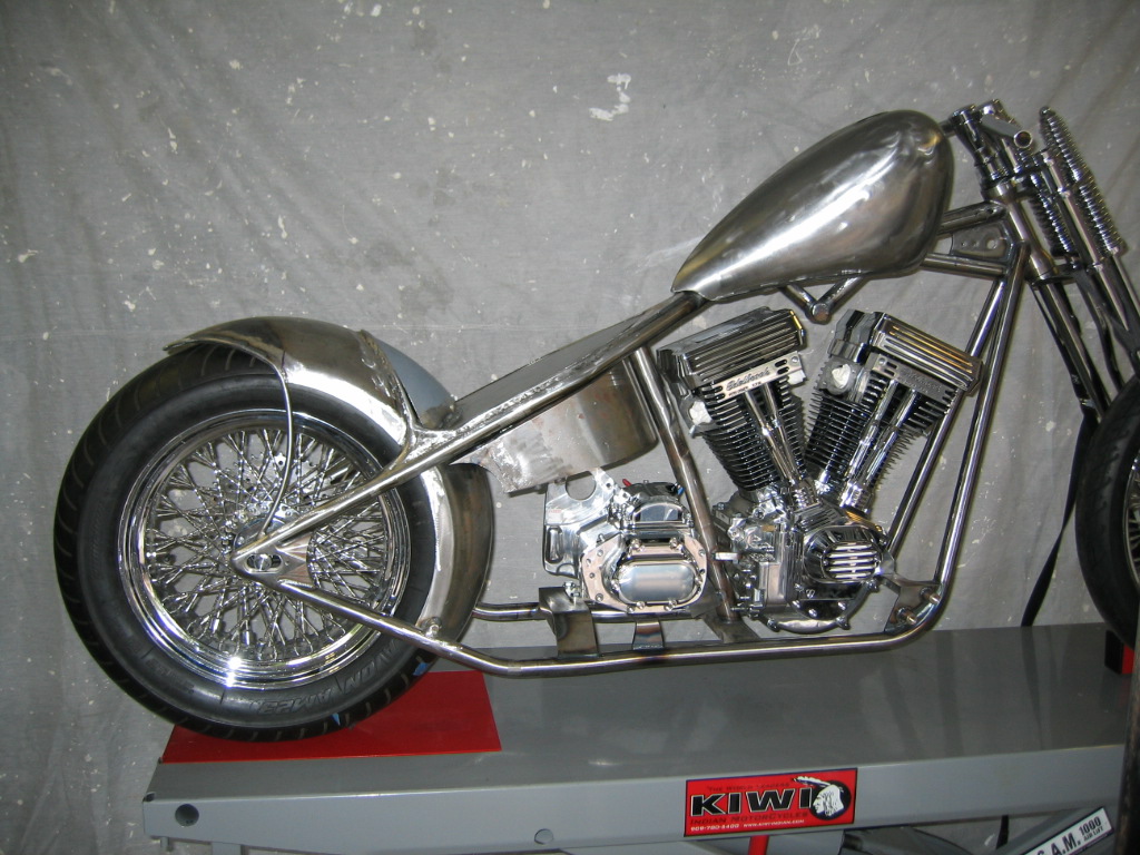 Musings Of A Motorcycle Aficionado........: Building a Chopper