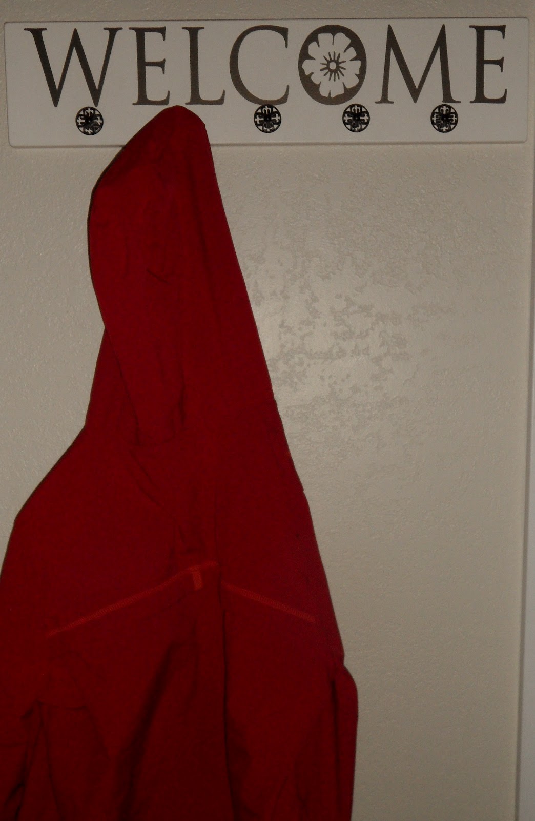 rocky-mountain-mamas-do-it-yourself-coat-hooks