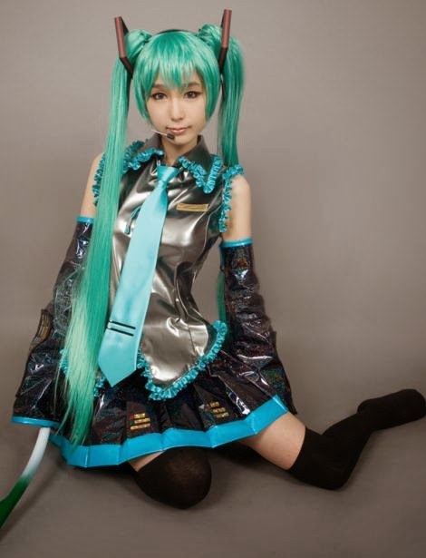 Cosplay Photos in Zip: Vocaloid Hatsune Miku Cosplay by Tasha