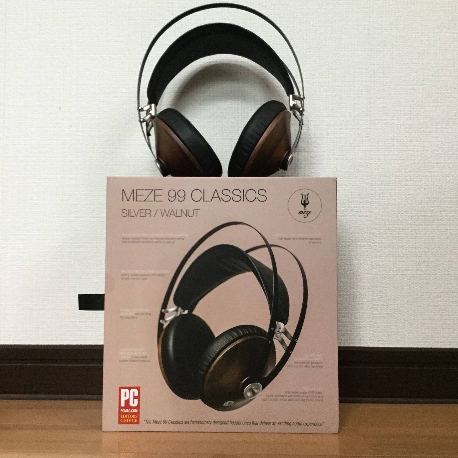 MEZE 99 classics, Silver/walnut unboxing - expatinjapan