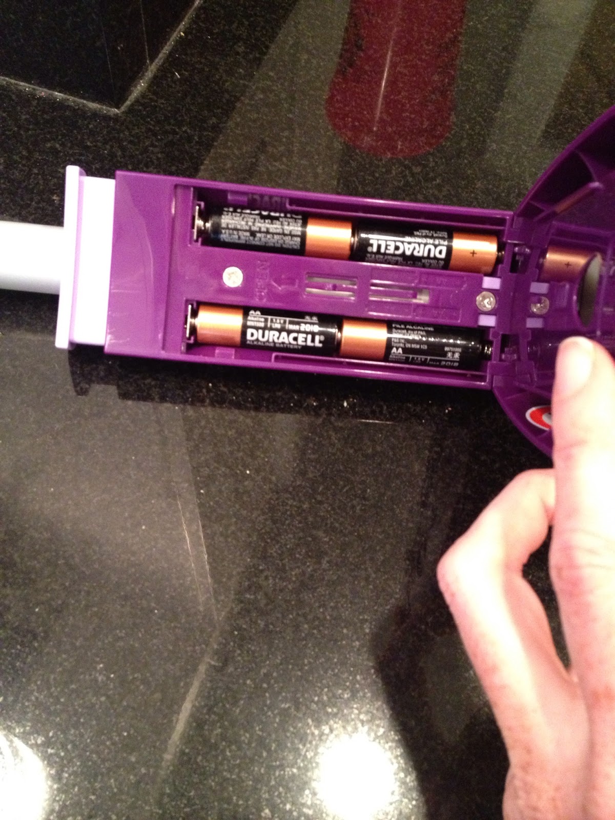 living consciously: Swiffer Wetjet /Mr. Clean New Years Day Give-Away