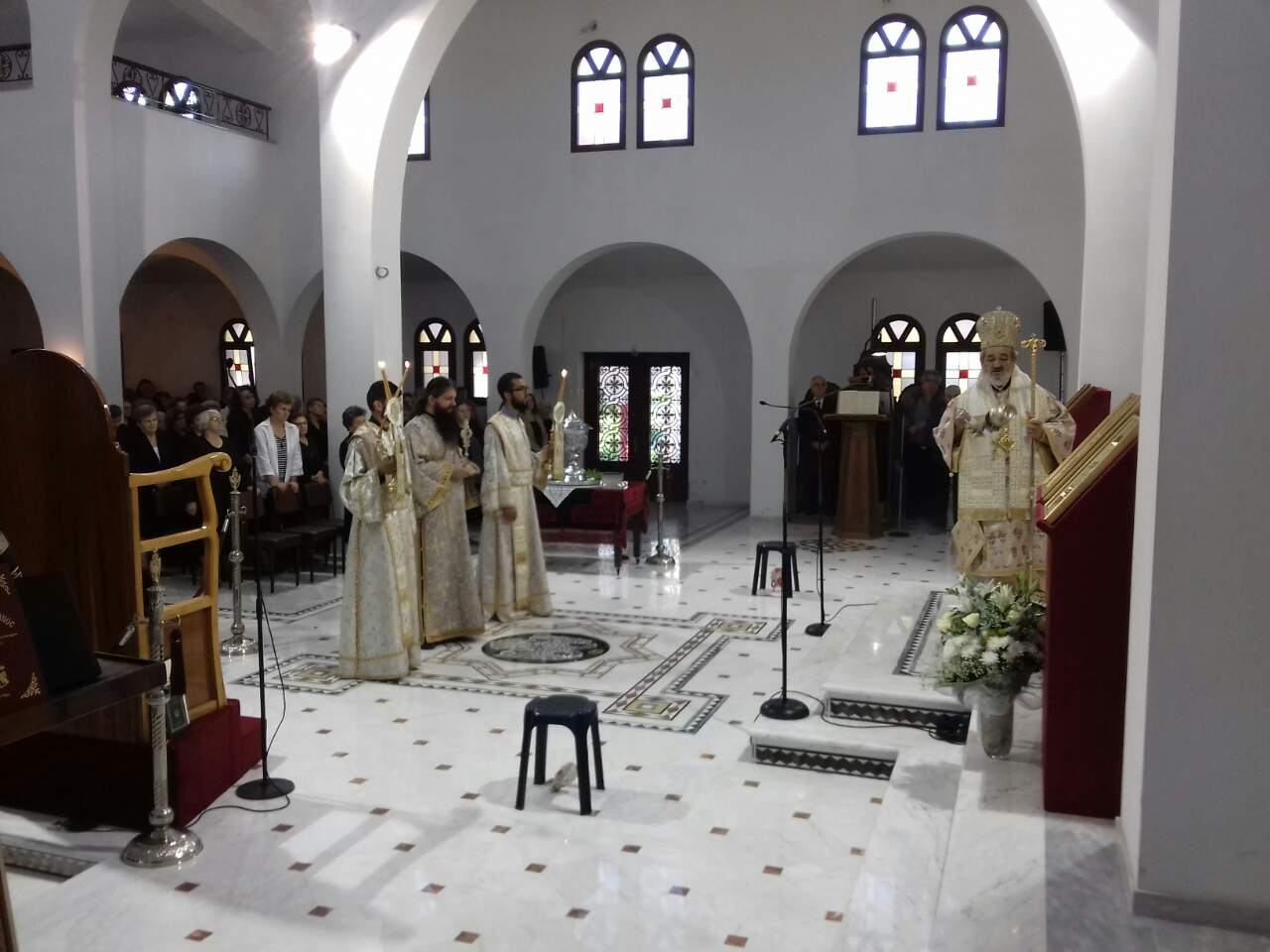 Ι.Ν Αγίων Χριστοφόρου και Ευθυμίου Κατερίνης: ΜΕ ΜΕΓΑΛΗ ΛΑΜΠΡΟΤΗΤΑ ...