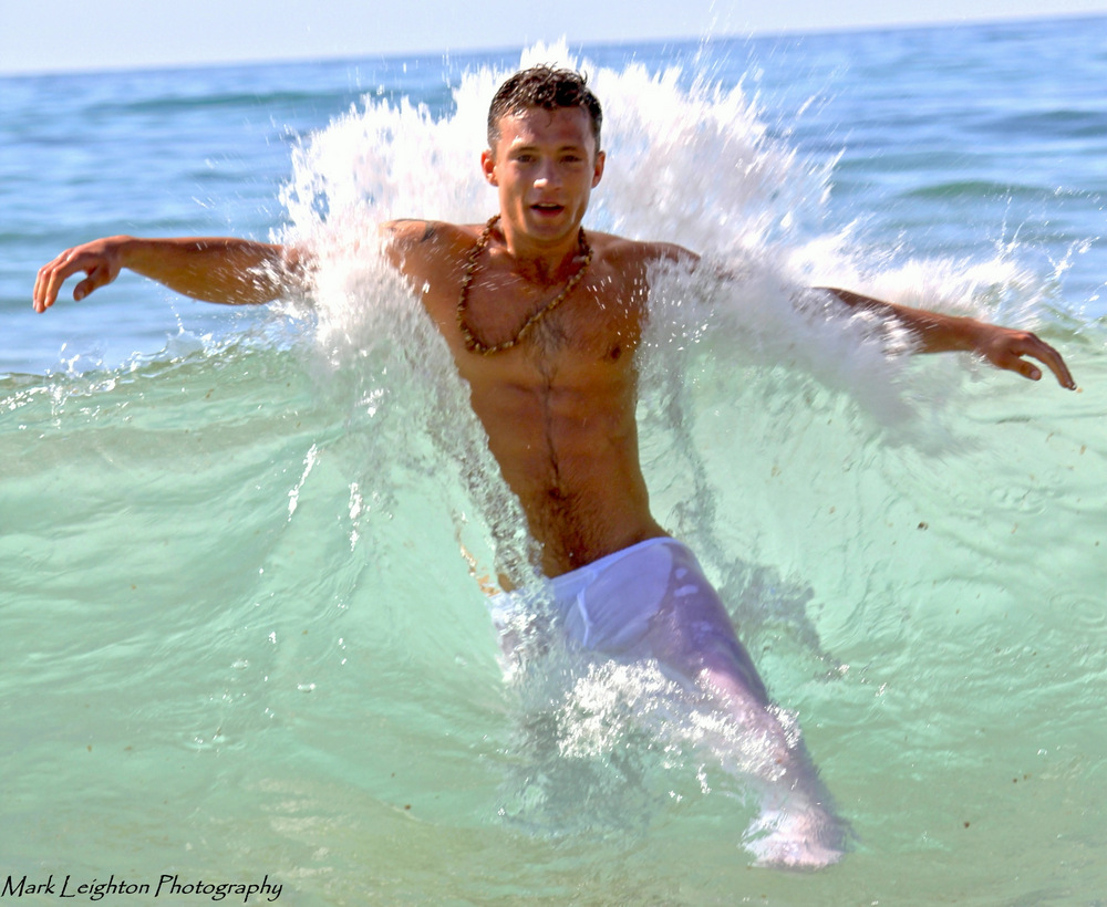 Favorite Hunks & Other Things: Effervescence by Mark Leighton