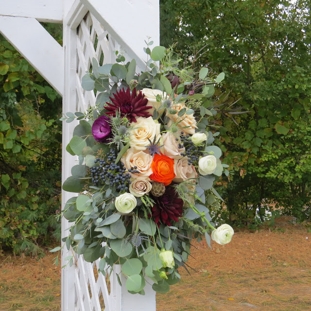 DesignsandEvents: Fall Flowers for an October Wedding