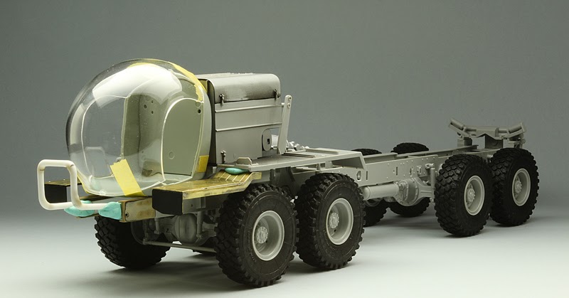 ARMOURED FIGHTING VEHICLE: ....... M1120 HEMTT HTL.4 .......